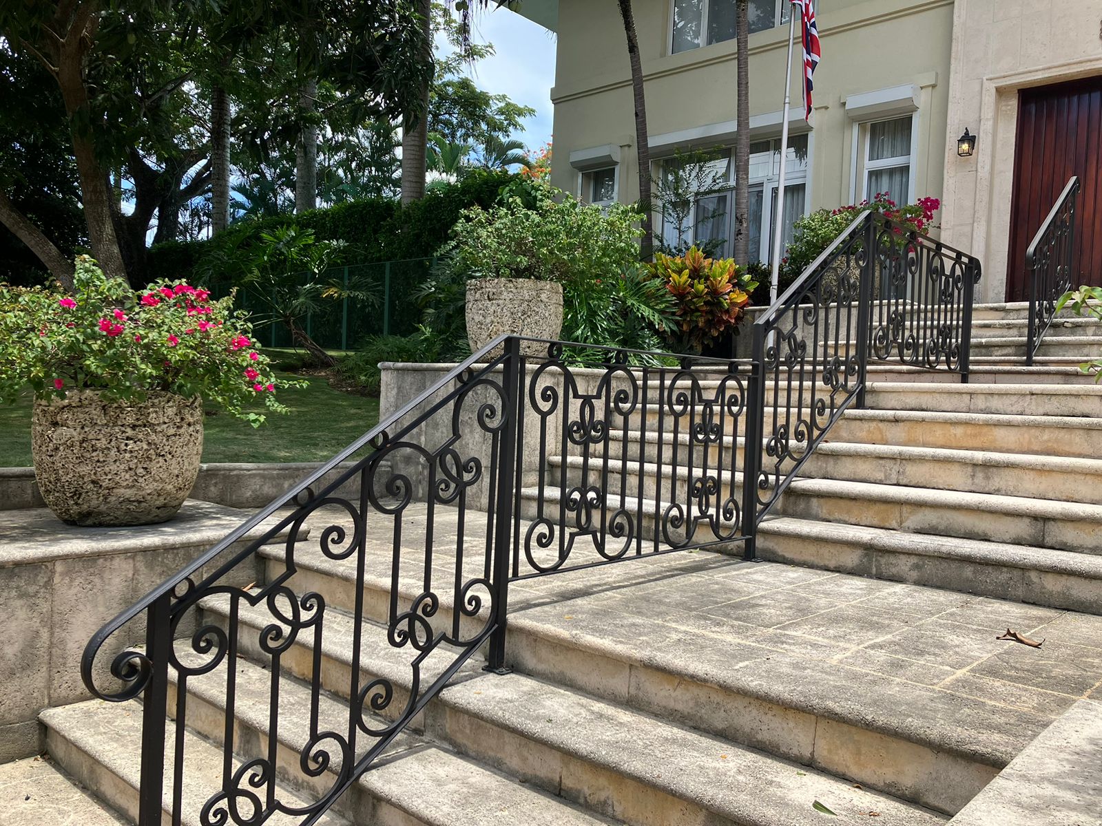 Annual Report 2022/23 highlights - FCDO Services